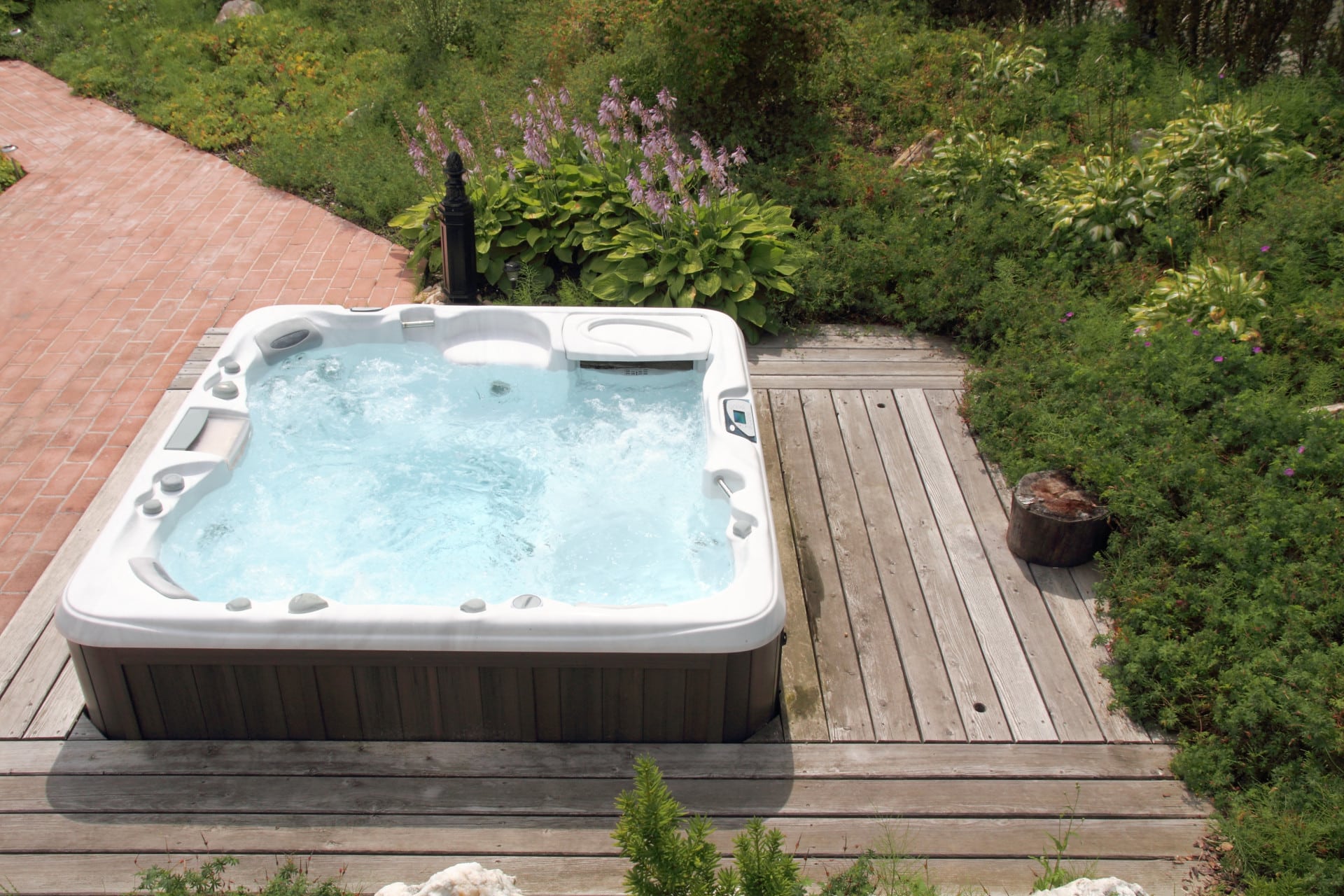 Quelques astuces pour choisir son jacuzzi extérieur